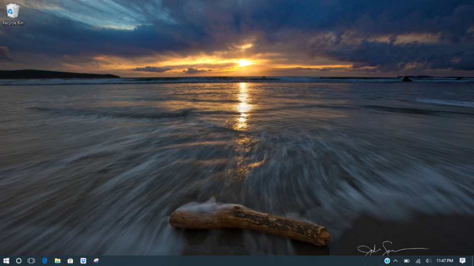 How to change Windows 10 Desktop Theme?