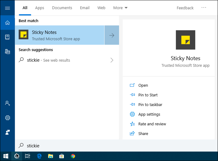 Does Windows 10 have Multi-PC Sticky Notes?