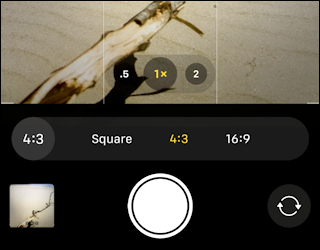 How Can I Take Square Photos on my iPhone XR?